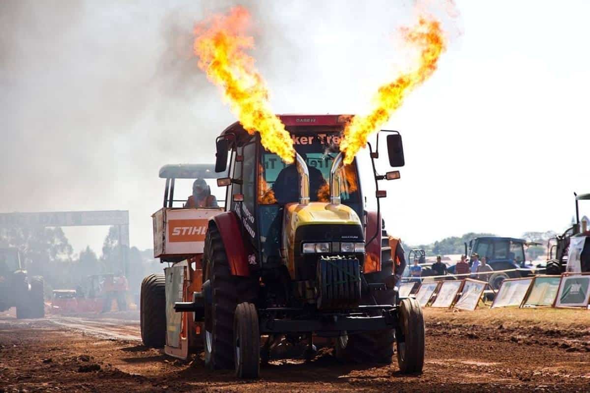 Trekker Trek 2023: A Competição de Tratores em Holambra – Portal de ...